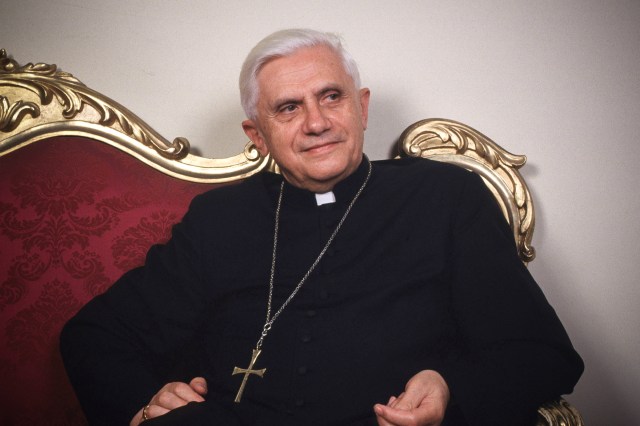 Ratzinger disse “no” al creazionismo: «l’evoluzione è una conquista ...
