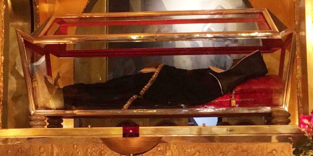 Cosa hanno detto le indagini mediche sul corpo incorrotto di Santa Rita ...