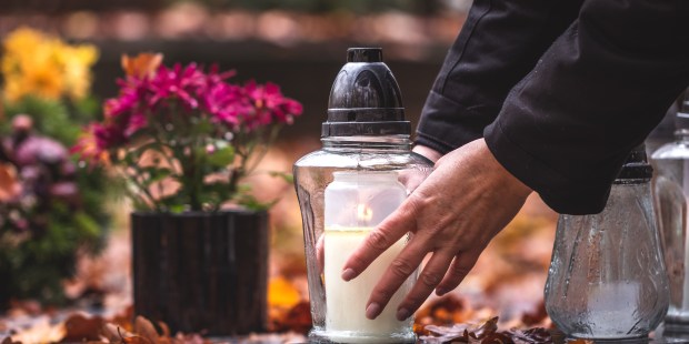 L’«Eterno riposo» ma non solo, come possiamo pregare per i nostri defunti