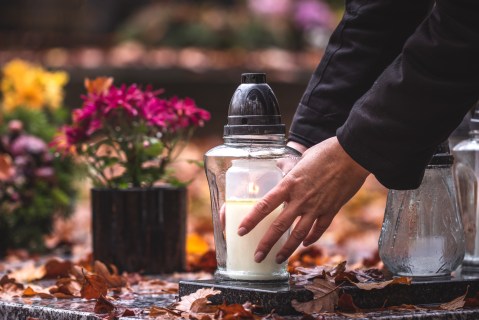 L’«Eterno riposo» ma non solo, come possiamo pregare per i nostri defunti