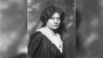 Ada Negri: il dolore per la morte della figlia le restituì la fede